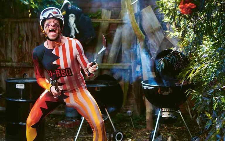 アードベッグの最新ボトルBizarreBQ（アードベッグ・ビザールバーベキュー）が限定発売 | ウイスキーを好きになるメディア｜Barrel-バレル-